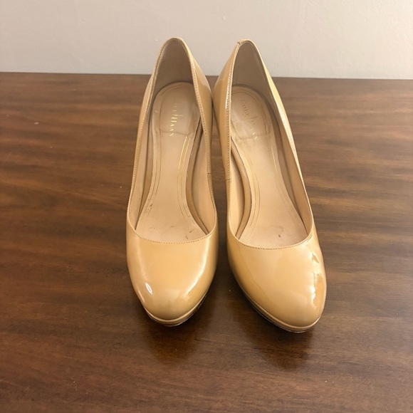 Cole Hahn | Shoes | Cole Hahn Nike Air Womens 95 Elegant Beige Heels ...